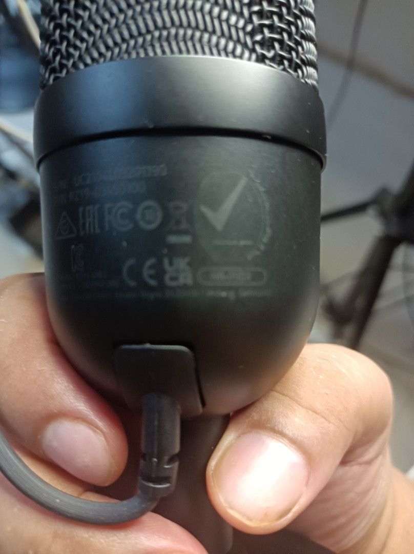 Razer Siren Mini, Audio, Microphones on Carousell