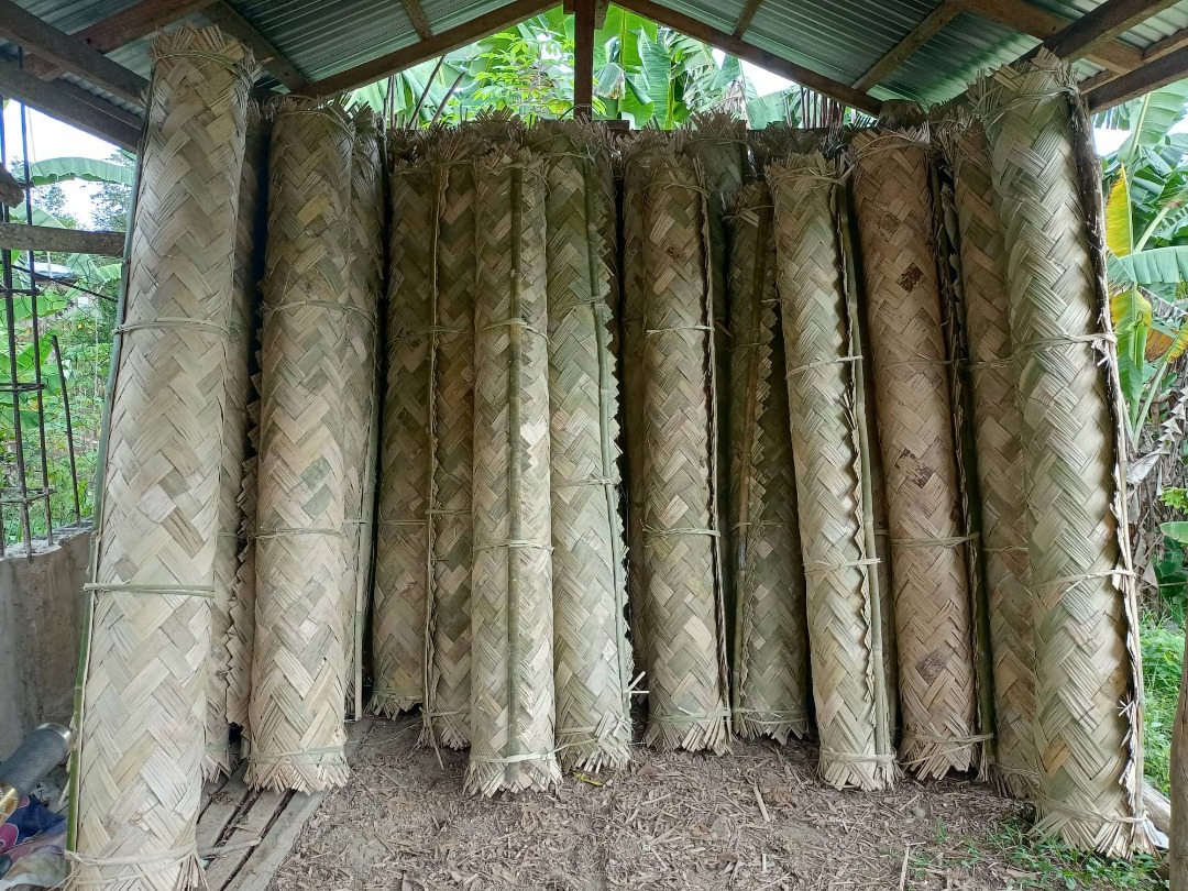 SAWALI and PAWID FOR SALE!!, Furniture & Home Living, Furniture, Other ...