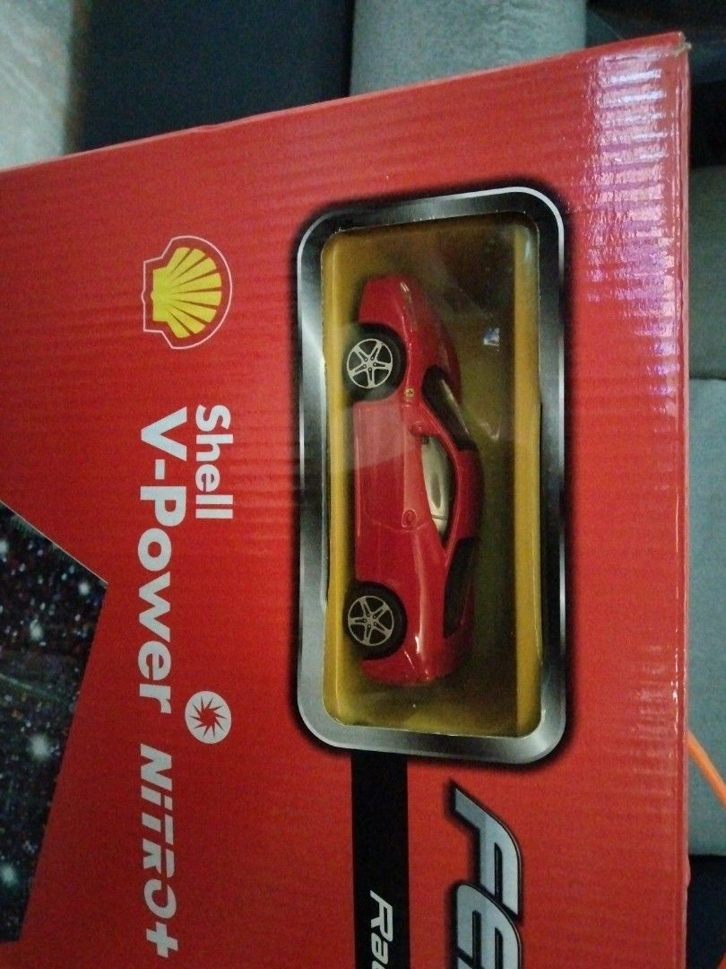 Shell V-Power Race & Play Racing Garage, Hobbies & Toys, Memorabilia ...
