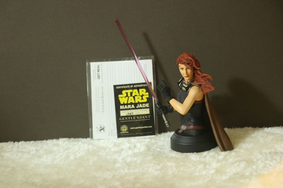 Star Wars Mara Jade Gentle Giant Mini Bust Limited Edition, Hobbies ...
