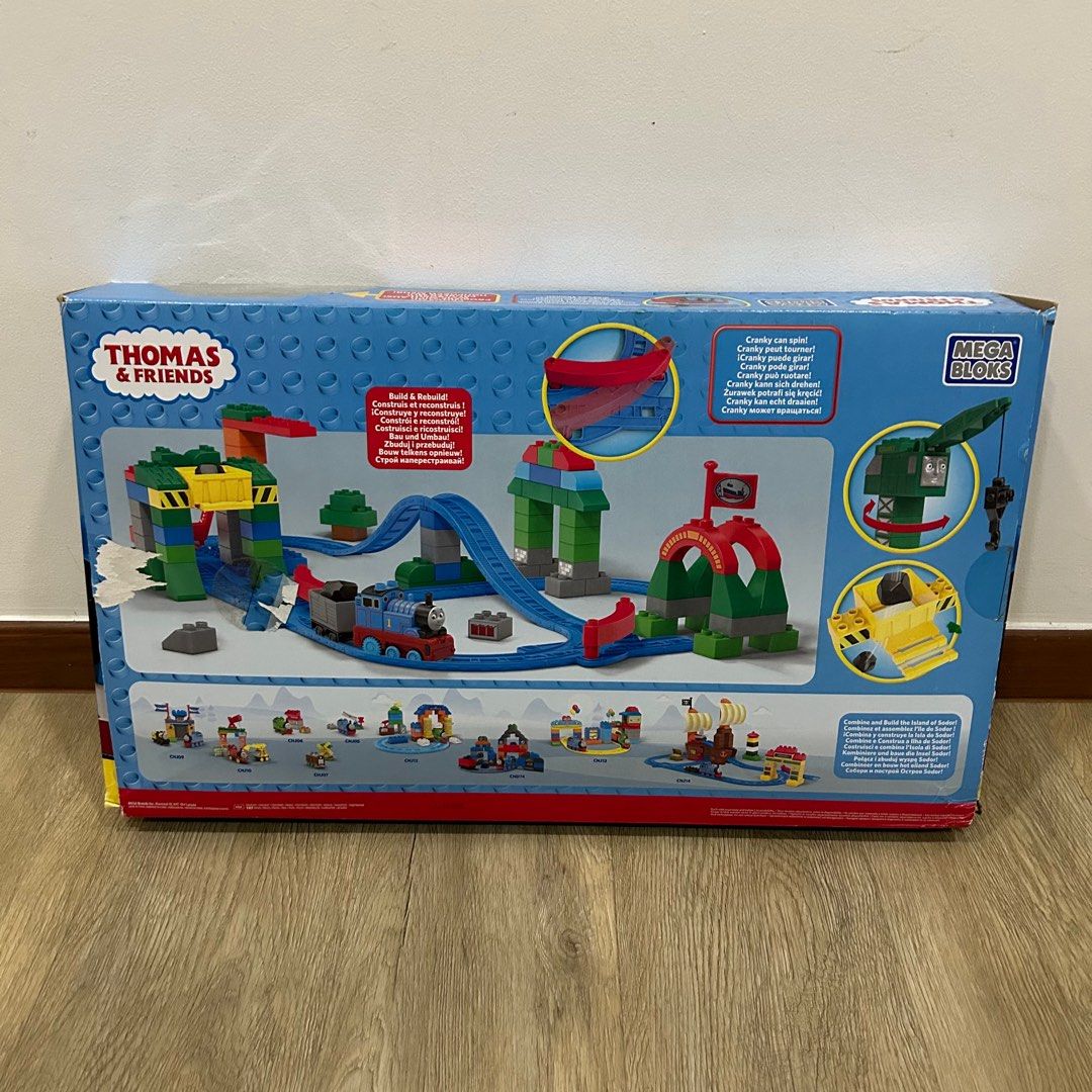 Thomas and Friends Mega Bloks railway play set/ Zooming along at ...