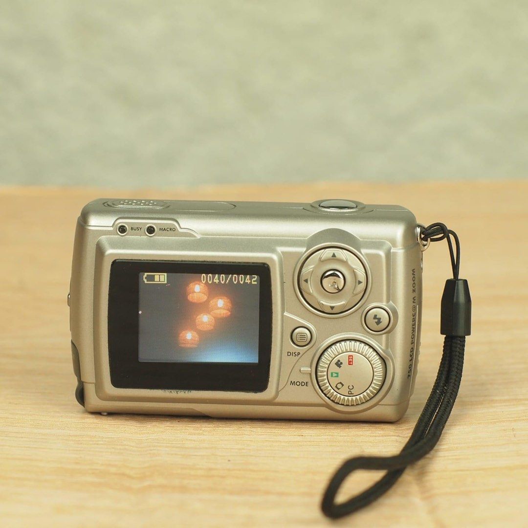 Trust Powercam 750 Digital Camera, Photography, Cameras on Carousell