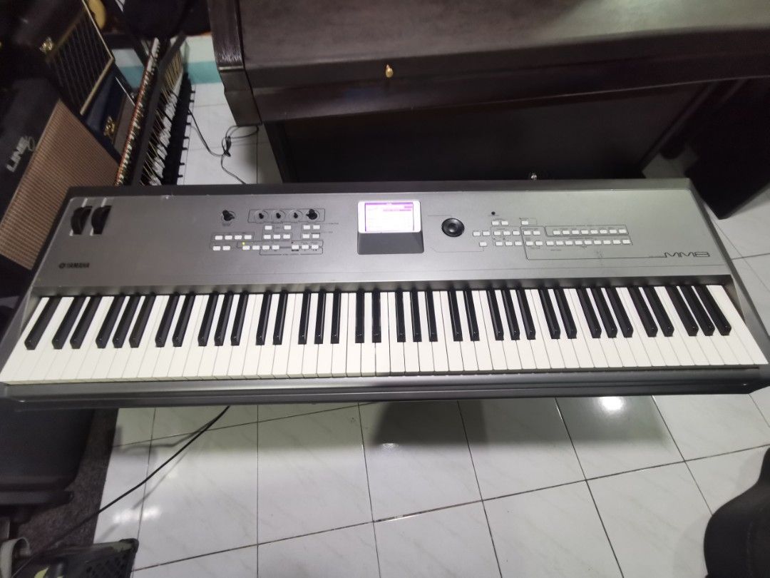 Yamaha mm8 music synthesizer digital keyboard piano, Hobbies & Toys ...