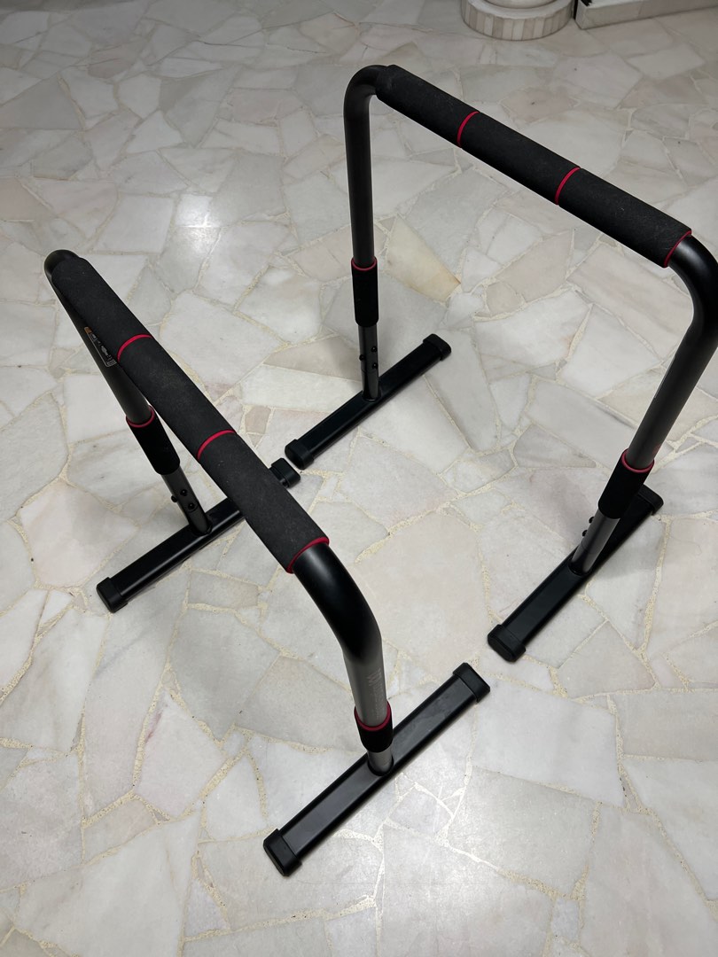 100 Dip Bar Training Station, Sports Equipment, Exercise & Fitness ...