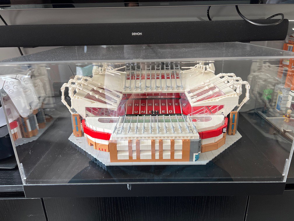 10272 曼聯奧脫福球場 Lego Manchester United Old Trafford Stadium 連阿加力膠展示箱, 興趣及 ...
