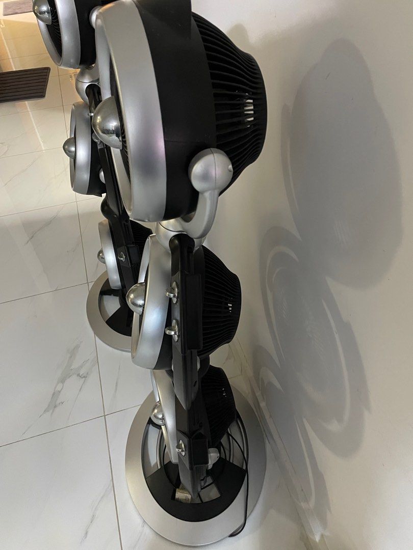 2 used fans, Furniture & Home Living, Lighting & Fans, Fans on Carousell