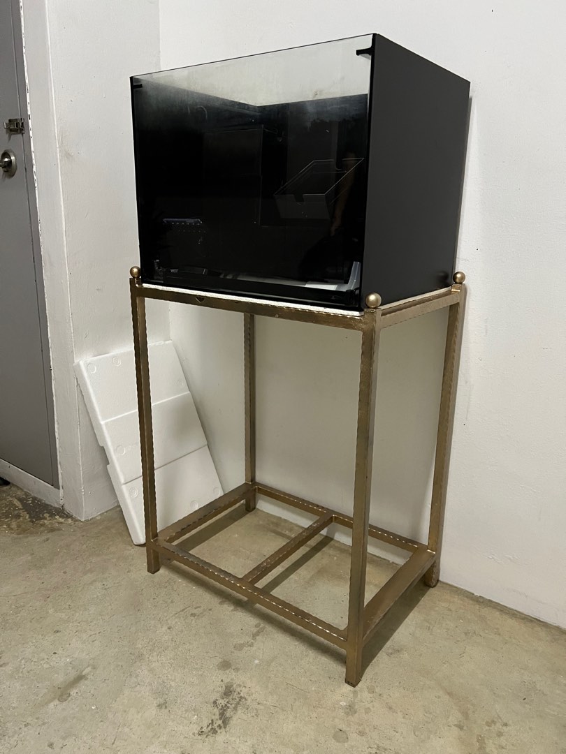 2Ft Fish Tank Set, Pet Supplies, Homes & Other Pet Accessories on Carousell