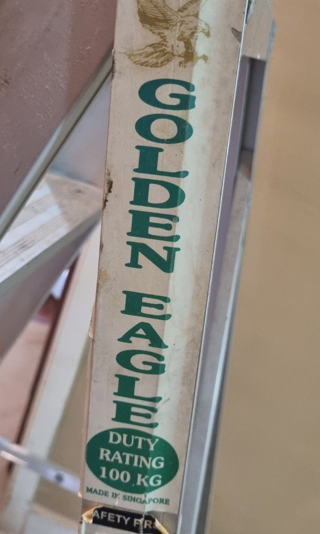 4 step ladder (golden eagle), Furniture & Home Living, Home Improvement ...