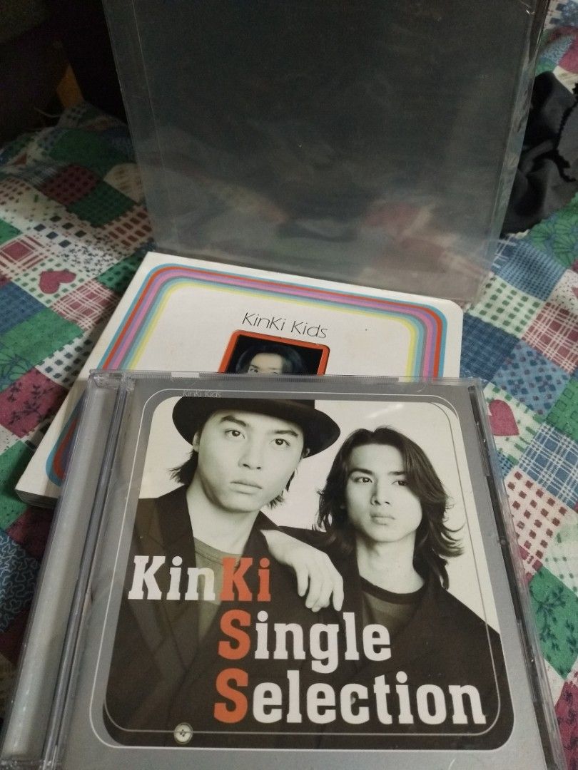 日版 KinKi Kids Single Selection CD +寫真集 外膠套 齊件 2000 +++, 興趣及遊戲, 音樂樂器 & 配件, 音樂與媒體 - CD 及 DVD ...
