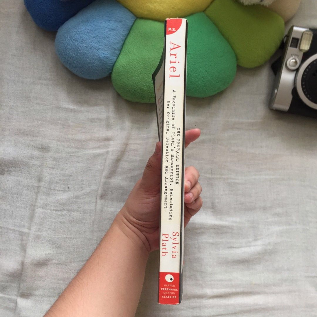 Ariel: The Restored Edition by Sylvia Plath, Hobbies & Toys, Books ...
