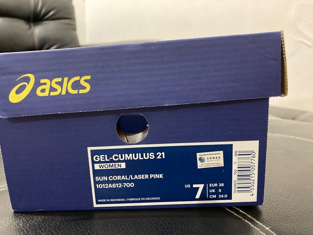 ASICS Gel-Cumulus 21, Women's Fashion, Footwear, Sneakers on Carousell