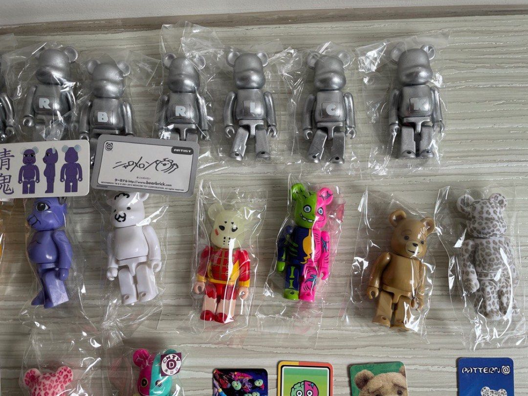 Bearbrick be@brick series 30 full set plus 2 hidden, Hobbies & Toys ...
