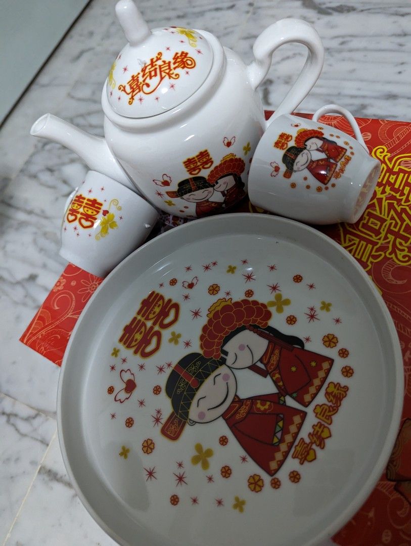 Brand new tea set, Furniture & Home Living, Kitchenware & Tableware ...