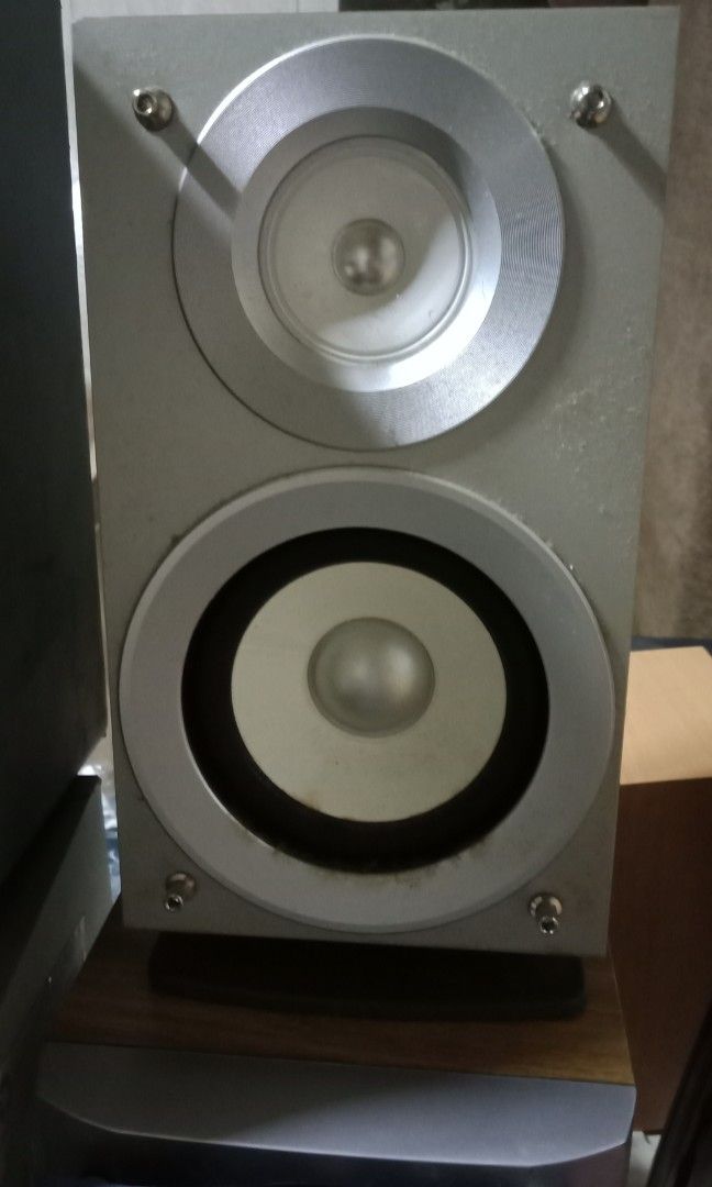 Branded Speakers, Audio, Soundbars, Speakers & Amplifiers on Carousell