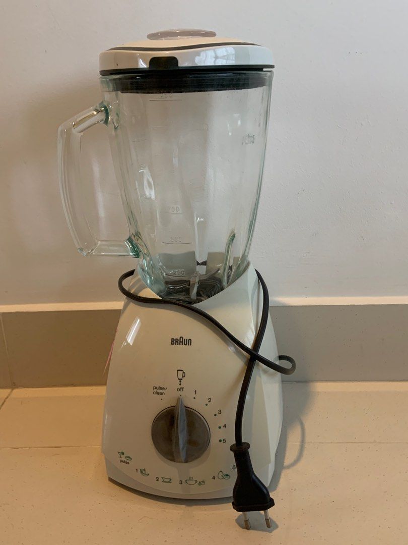 Braun blender with glass mug, TV & Home Appliances, Kitchen Appliances ...