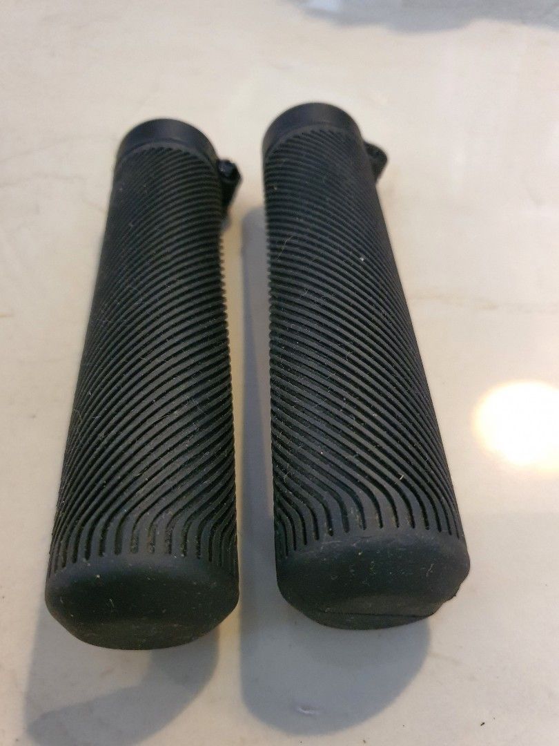 Brompton Handle Grips, Sports Equipment, Bicycles & Parts, Parts ...