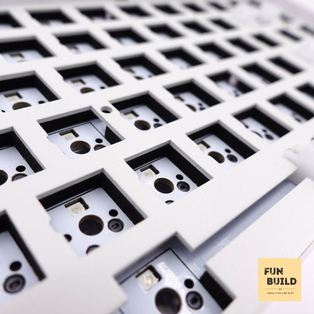 CXTECH C84 84-Key Barebones Kit (Hotswappable RGB Wired Bluetooth 2 ...