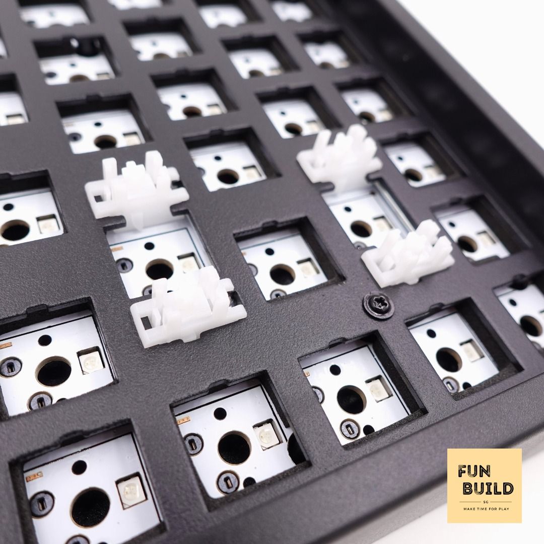 CXTECH C84 84-Key Barebones Kit (Hotswappable RGB Wired Bluetooth 2 ...