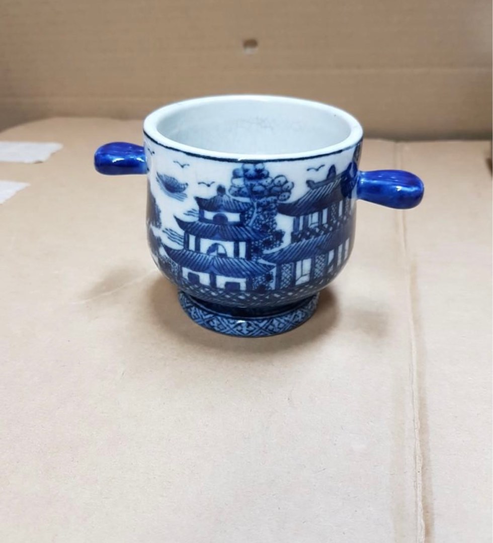 Chinese porcelain double handed cup ceramic blue and white, Hobbies ...