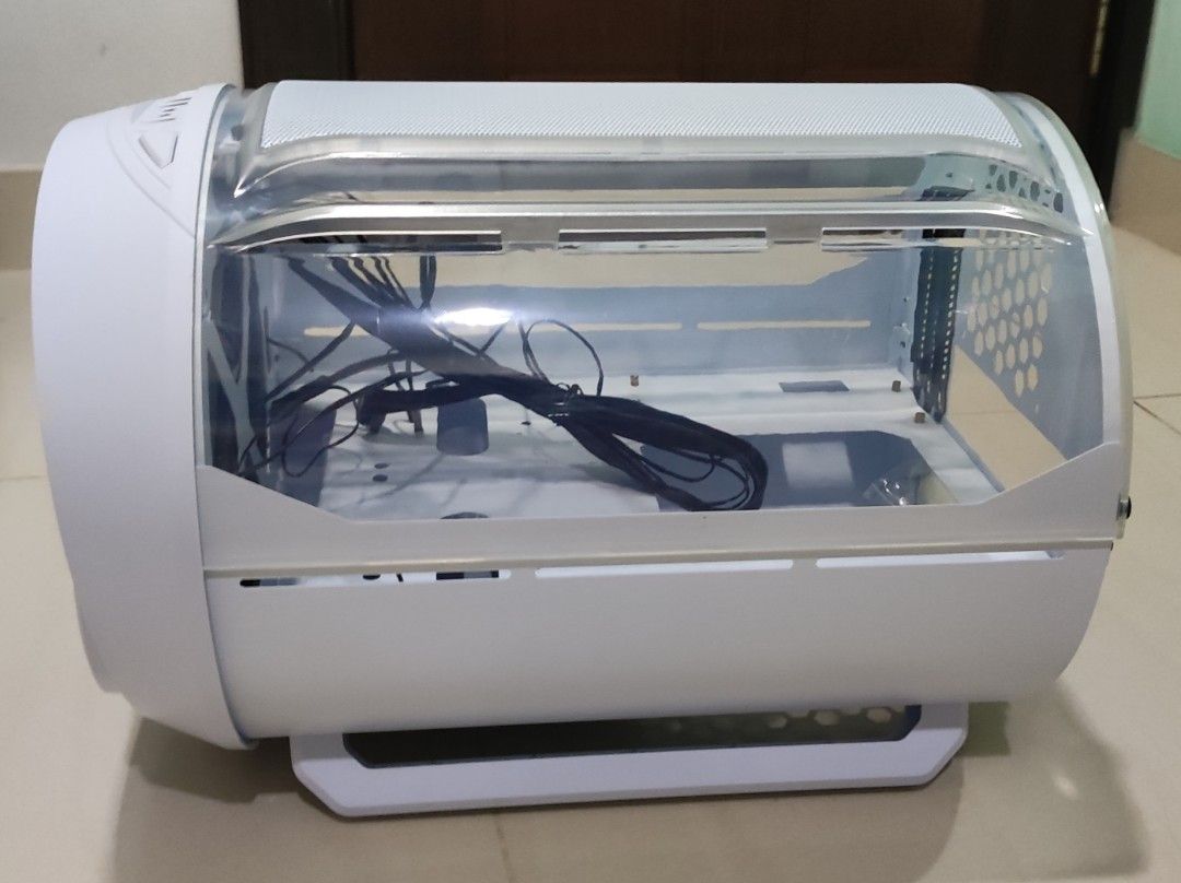 Circular White Gaming PC Case with RGB fan, Computers & Tech, Parts ...