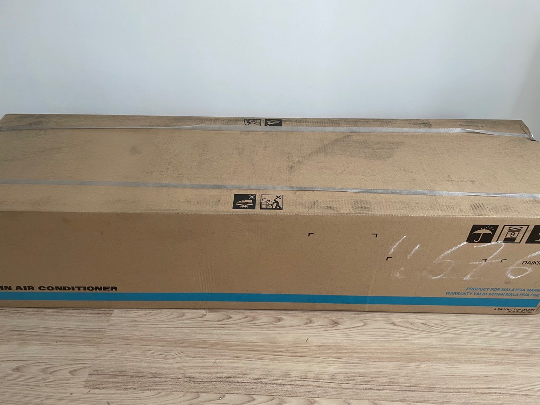 Daikin FTN35PS/RN35D, TV & Home Appliances, Air Conditioners & Heating ...