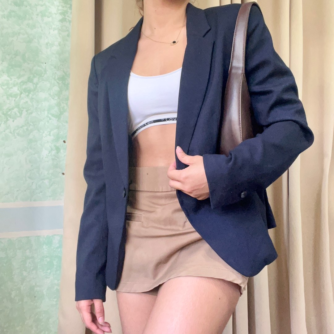 Dark Blue Blazer, Women's Fashion, Coats, Jackets and Outerwear on Carousell