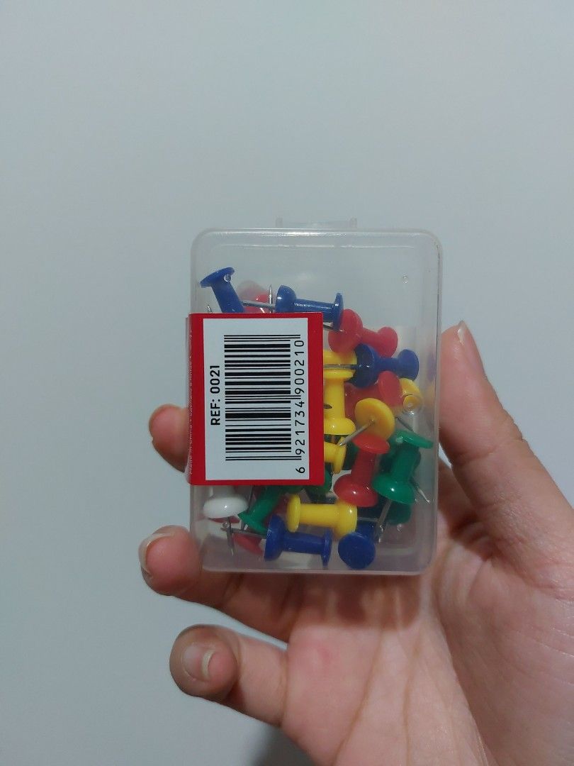 Deli pin / kebutuhan kantor / untuk mading, Buku & Alat Tulis, Alat ...