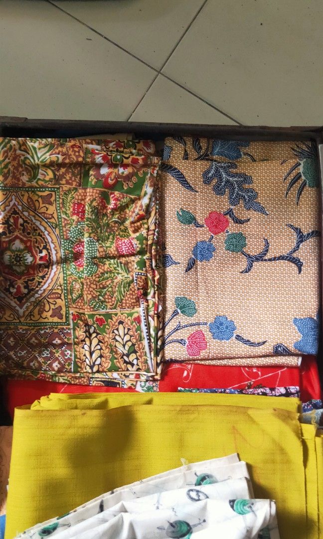 Different type of cotton fabric, Hobbies & Toys, Stationery & Craft ...