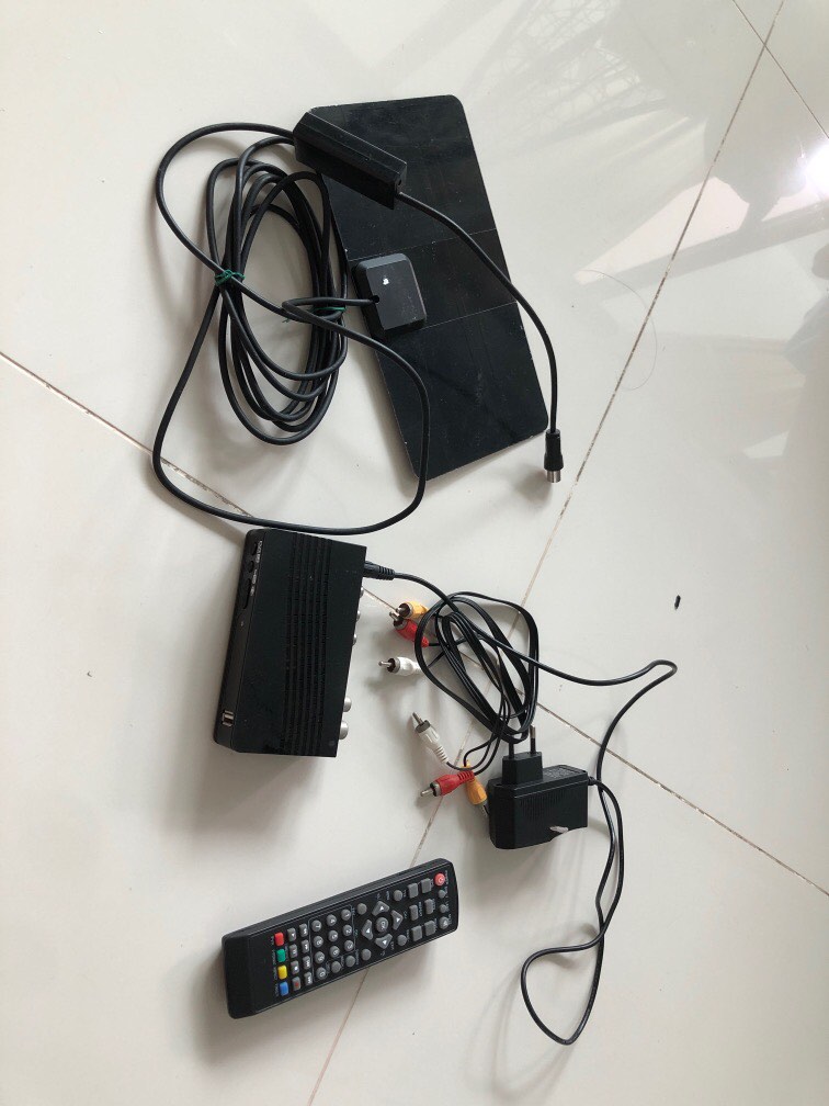 Digital box antenna, TV & Home Appliances, TV & Entertainment, TV Parts ...