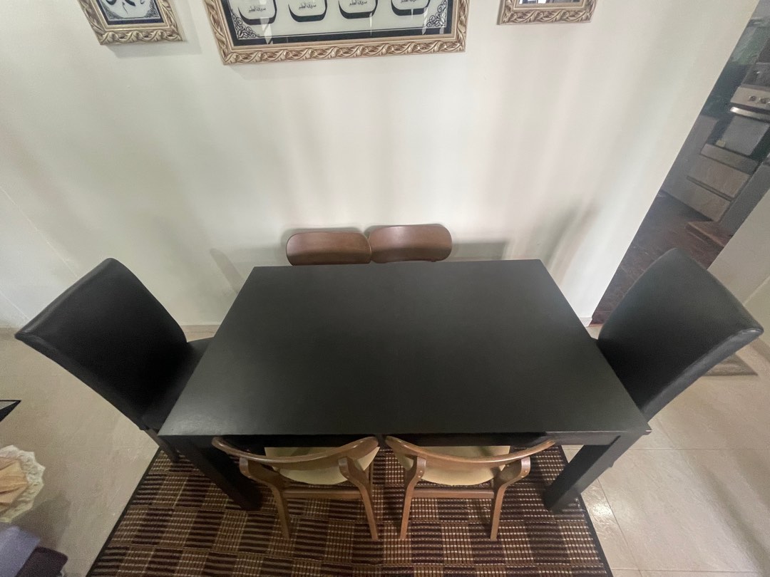 Dining table can be extended til 10 chairs, Furniture & Home Living ...
