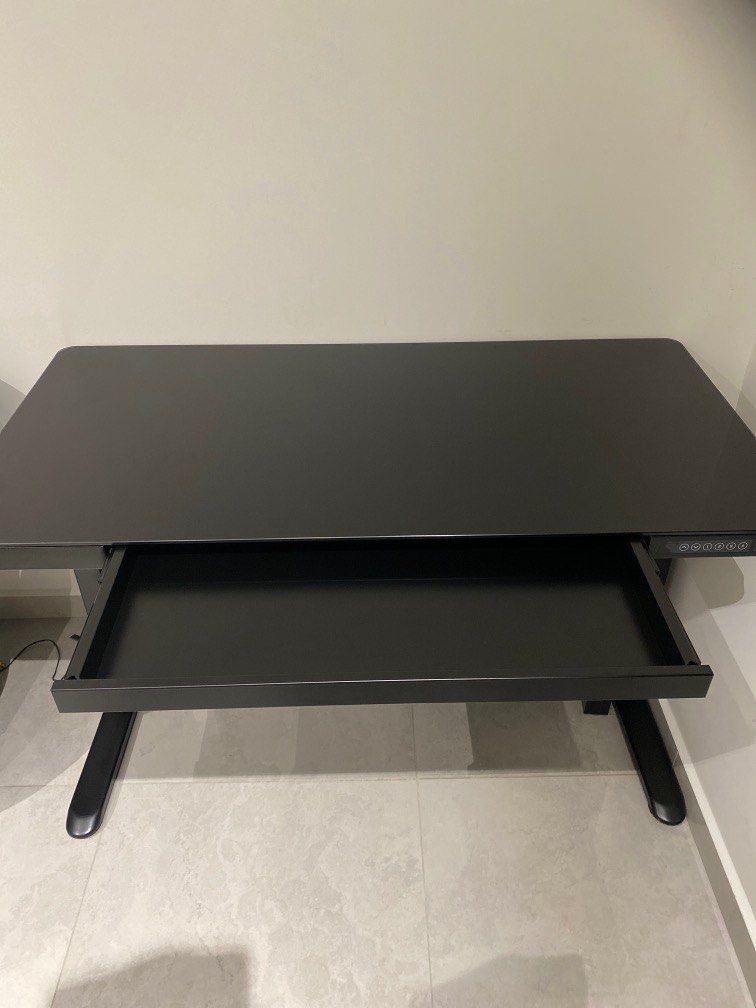 Electronic Study Desk With FREE Cushioned Office Chair & FREE IKEA TV ...