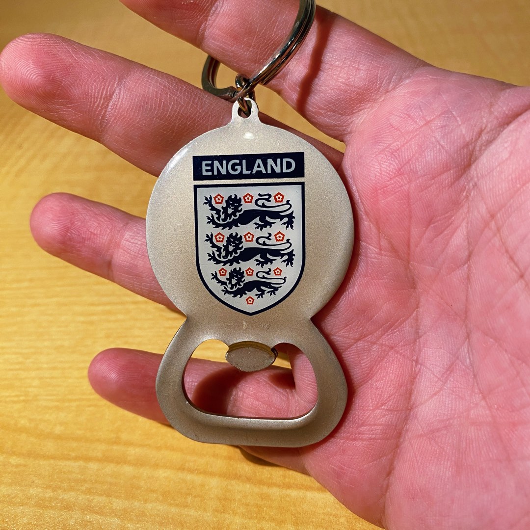 England keychain, Hobbies & Toys, Memorabilia & Collectibles, Vintage ...