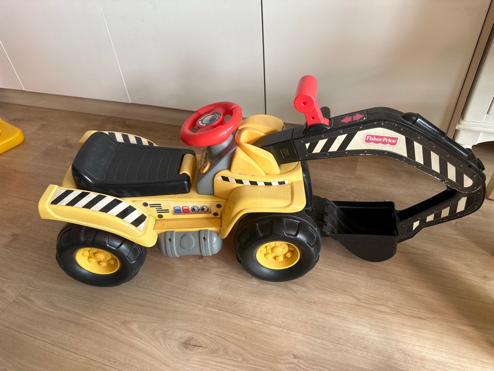 Fisher Price Ride-on Digger, Hobbies & Toys, Toys & Games on Carousell