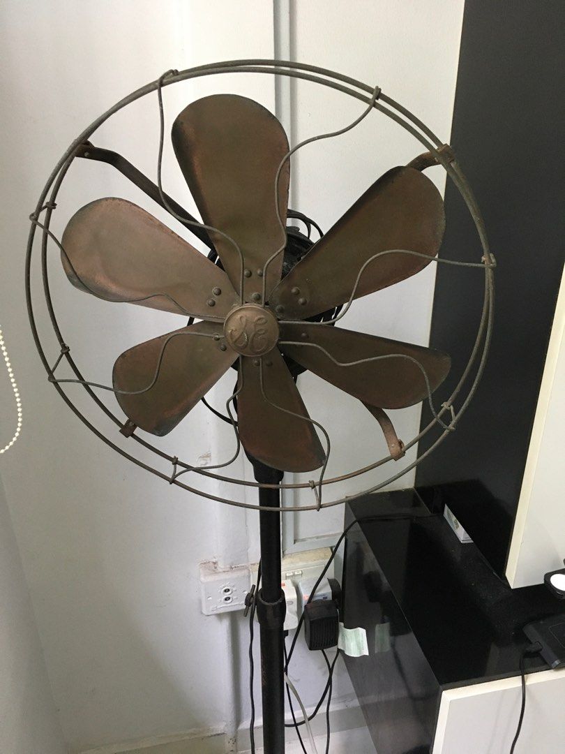 GE- Vintage Standing Fan, Hobbies & Toys, Memorabilia & Collectibles ...