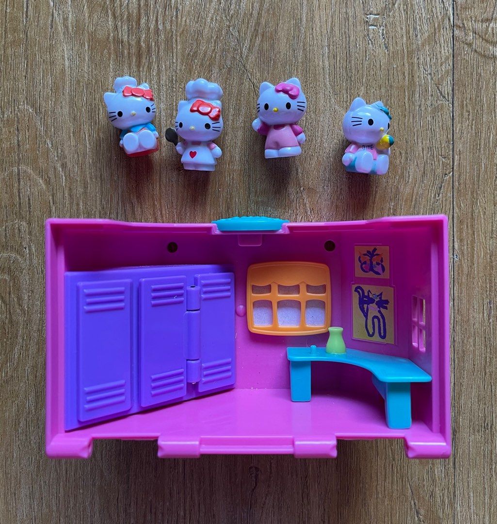 Hello Kitty Mini figures toy set, Hobbies & Toys, Toys & Games on Carousell