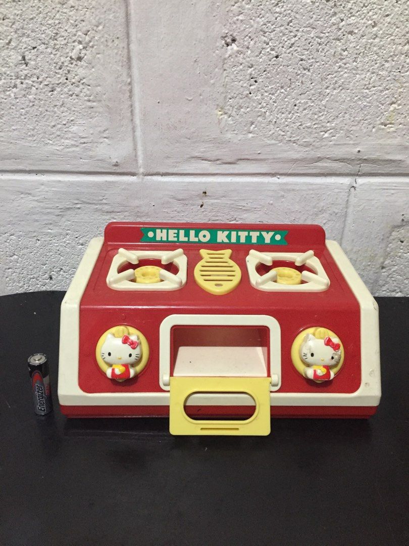 Hello Kitty Stove, Hobbies & Toys, Toys & Games on Carousell