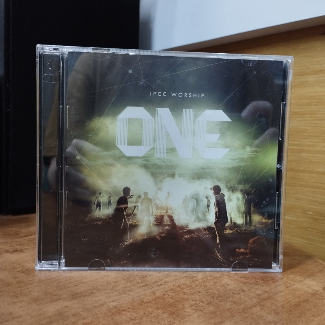 (IDN/ENG) JPCC WORSHIP - ONE, Hobbies & Toys, Music & Media, CDs & DVDs ...
