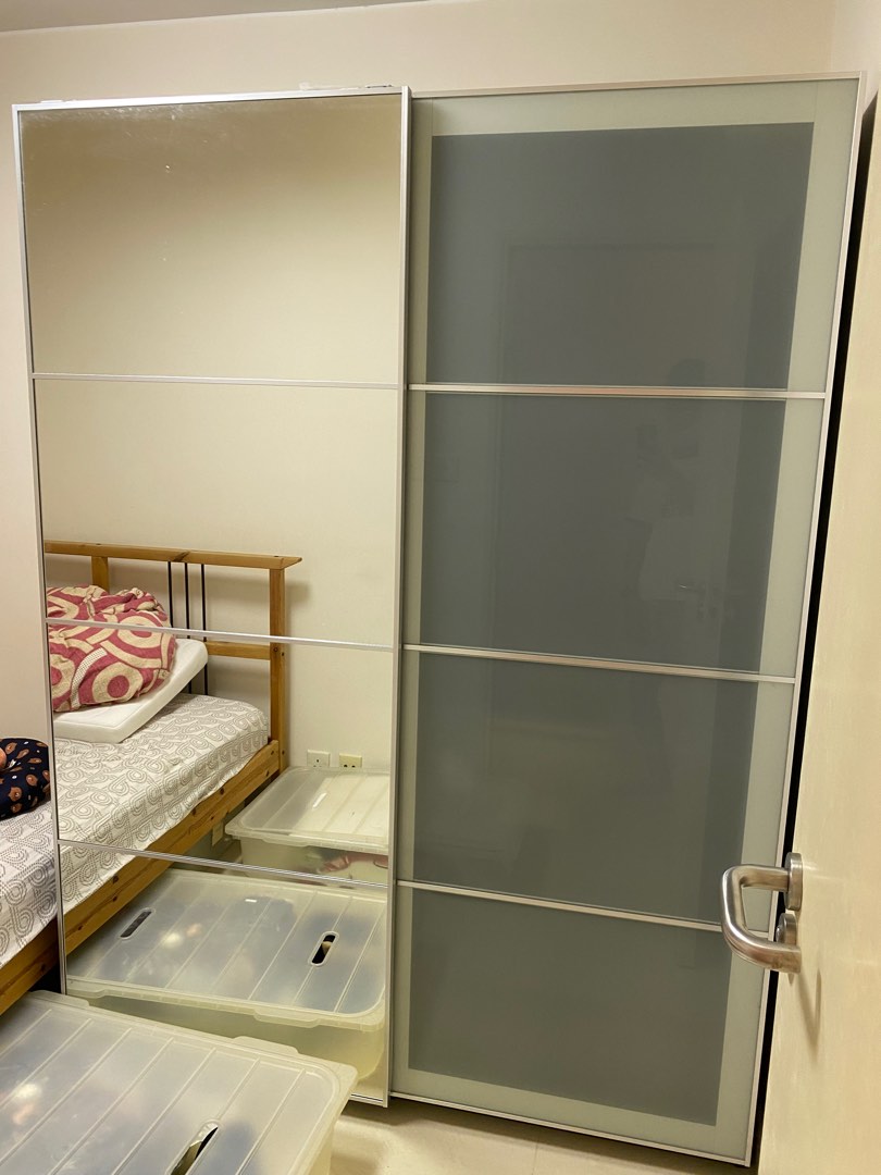 IKEA PAX $9xxx 衣櫃 wardrobe, 傢俬＆家居, 傢俬, 書櫃、櫃子及架 - Carousell