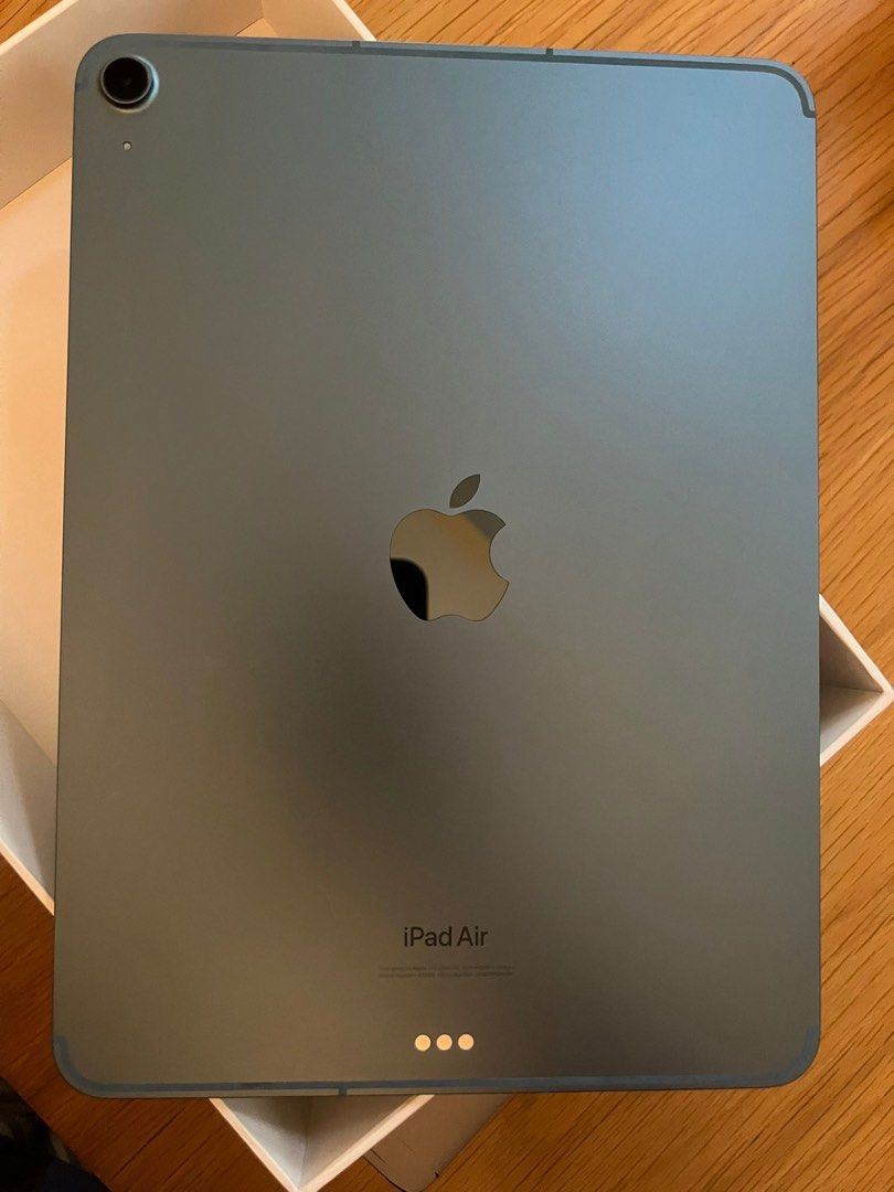 IPAD AIR 5th Generation, Computers & Tech, Laptops & Notebooks on Carousell