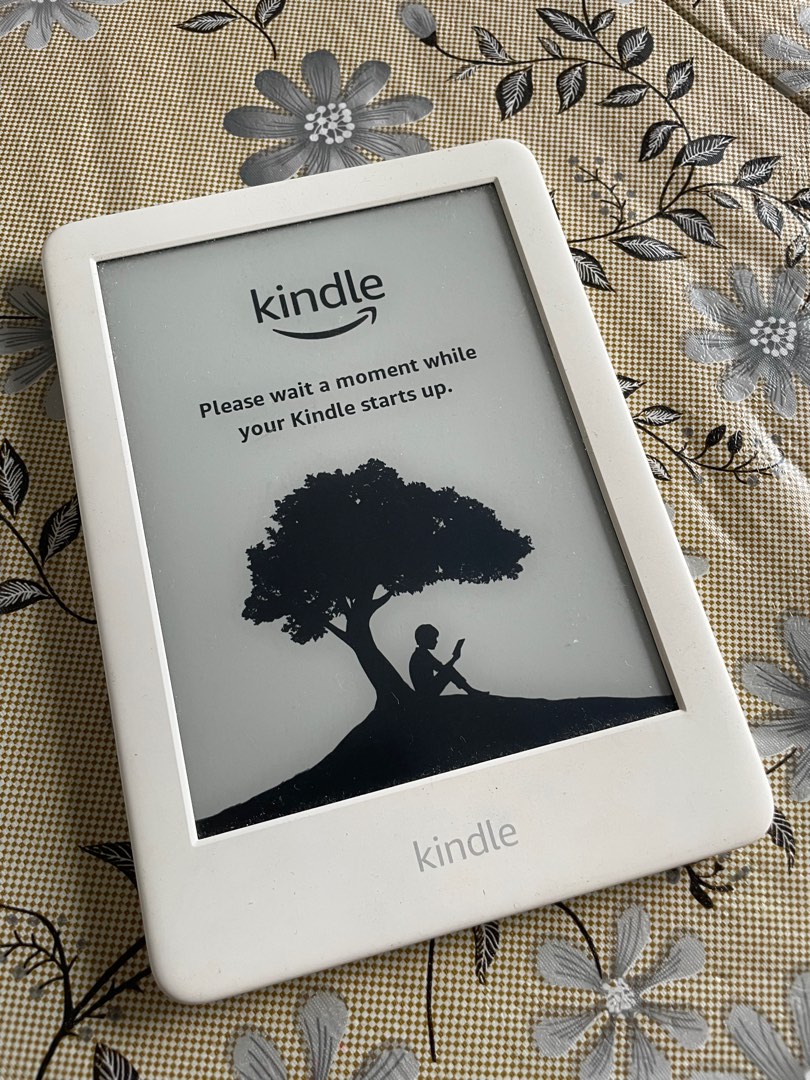 Kindle Paperwhite 10th Gen, Mobile Phones & Gadgets, E-Readers on Carousell