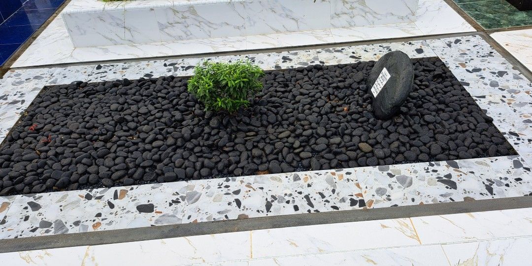 Kubur Pusara Batu sungei (nesan), Everything Else on Carousell