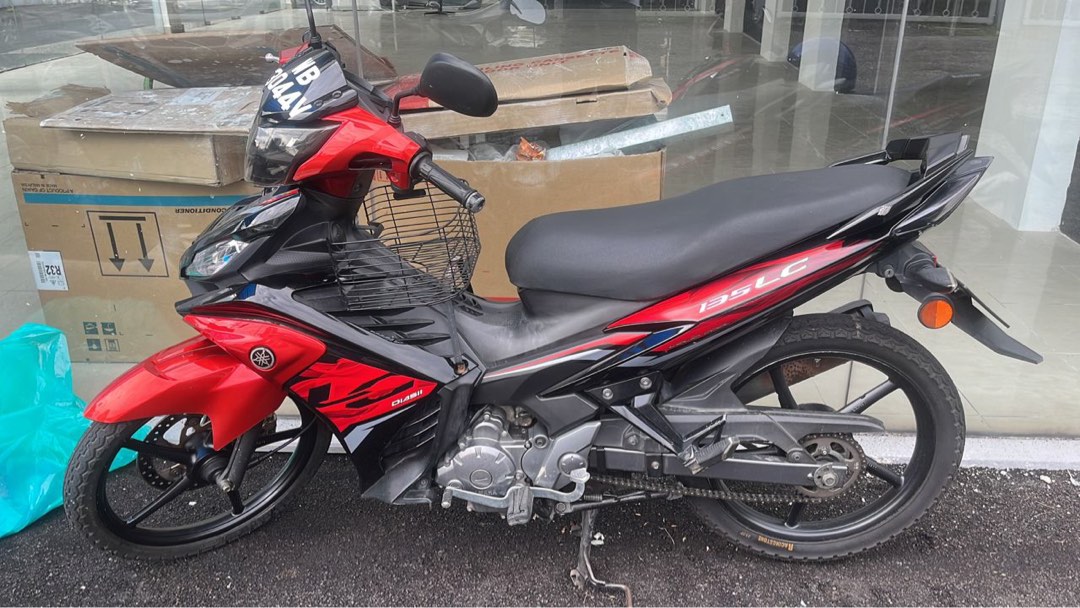 LC v3 tahun 2015, Motorbikes on Carousell