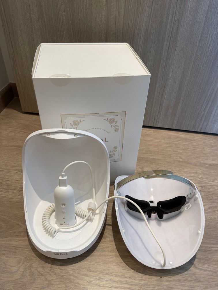 LG Pra.L Derma LED Mask, Beauty & Personal Care, Face, Face Care on ...