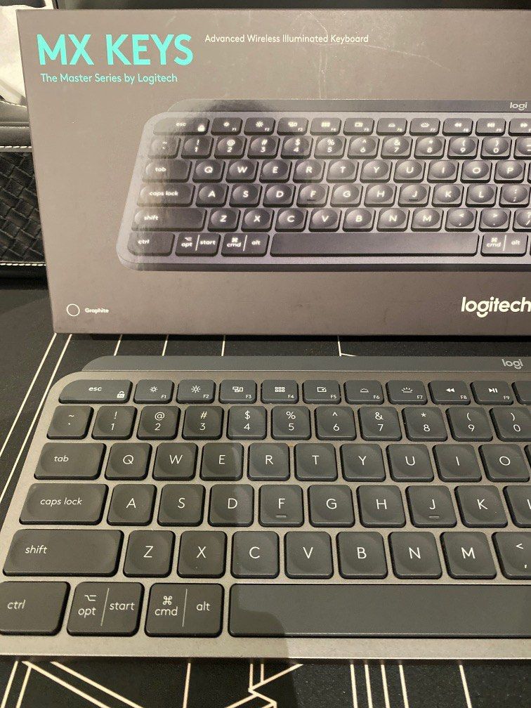 Logitech Silent MX Keyboard | Advanced Wireless Illuminated Keyboard ...