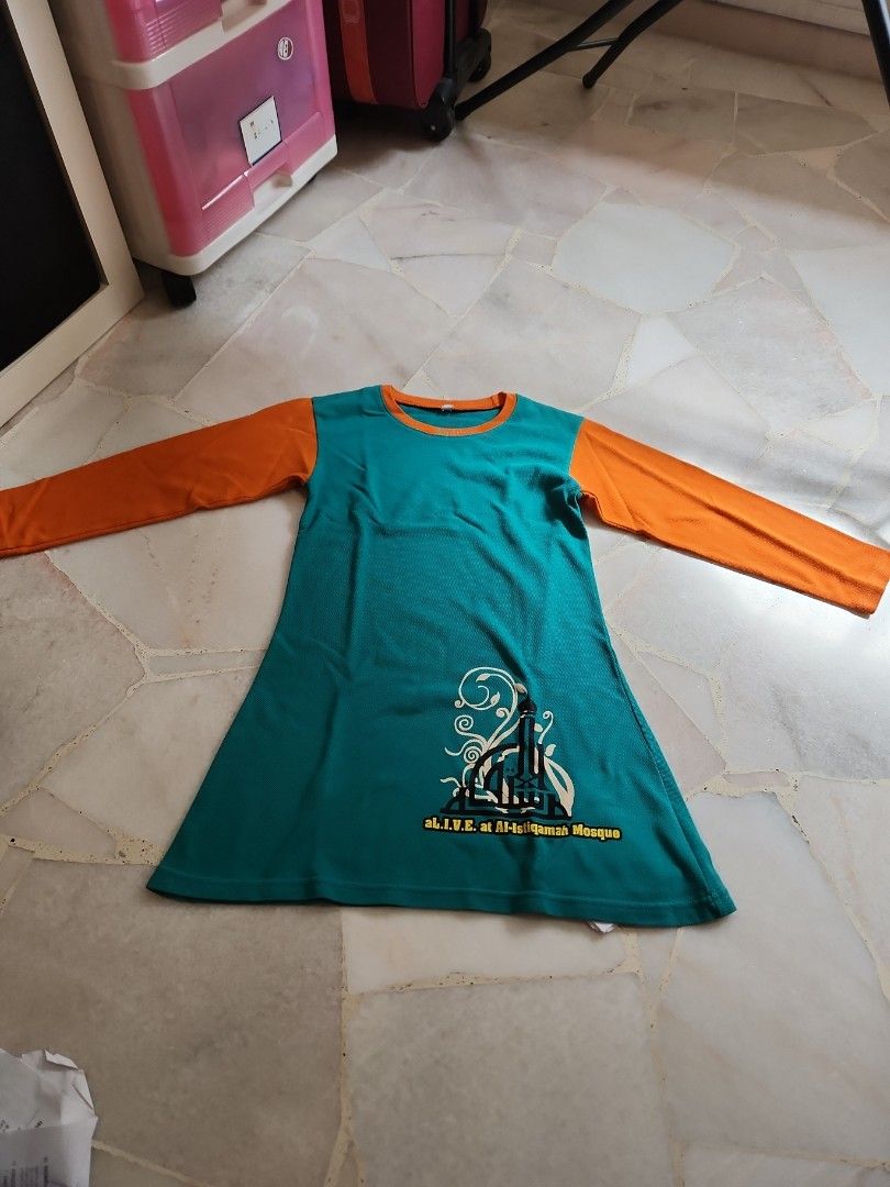 Madrasah Al-Istiqamah Alive uniform, Babies & Kids, Babies & Kids ...