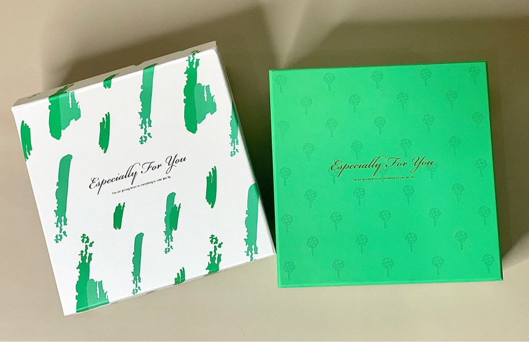 MINISO Gift Box Kotak Kado Kotak Hadiah Hard Box Original, Desain ...