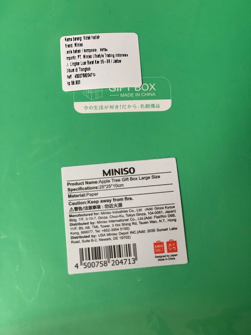 MINISO Gift Box Kotak Kado Kotak Hadiah Hard Box Original, Desain ...