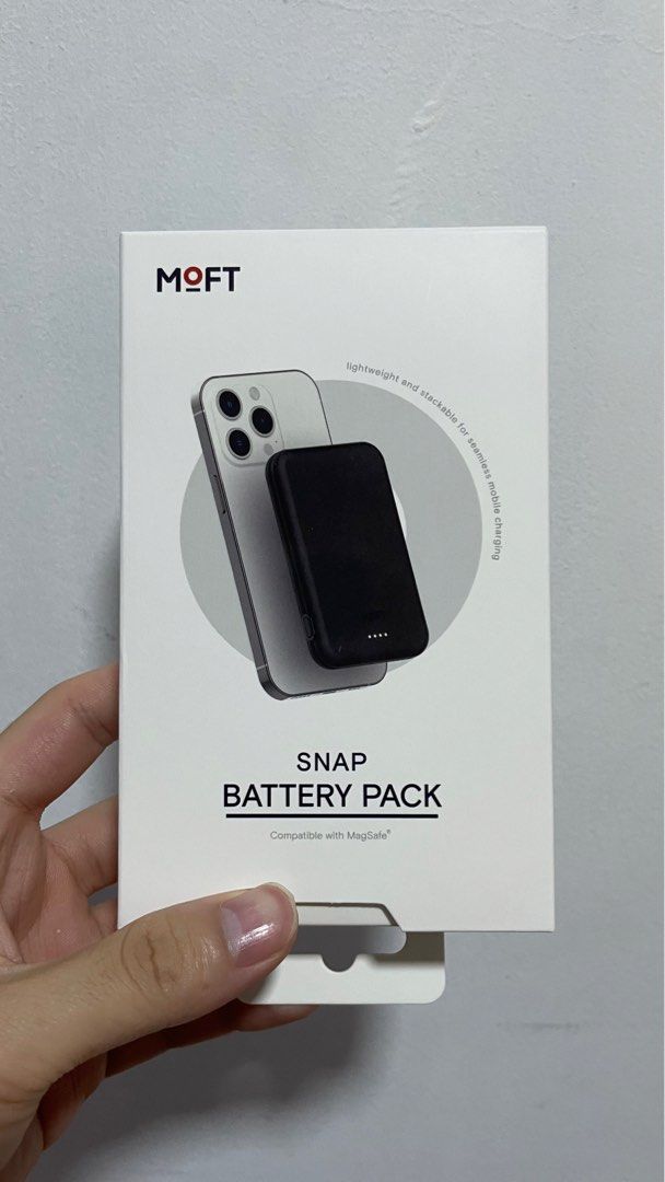 Moft snap magsafe battery pack, Mobile Phones & Gadgets, Mobile & Gadget Accessories, Chargers ...