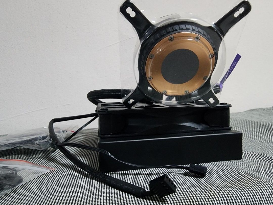 NZXT 140mm AIO liquid cooler, Computers & Tech, Desktops on Carousell