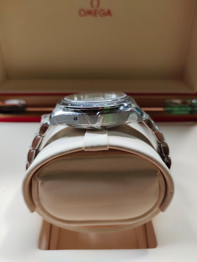 OMEGA SPEED MASTER RACING, Luxury, Watches on Carousell